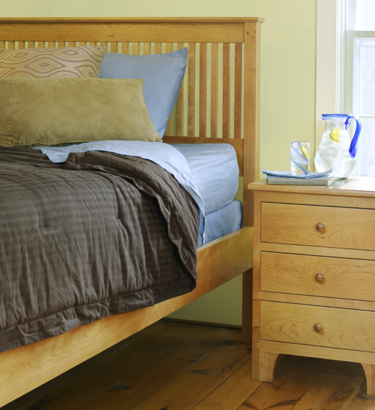 Mission Spindle Bed || Shaker Style