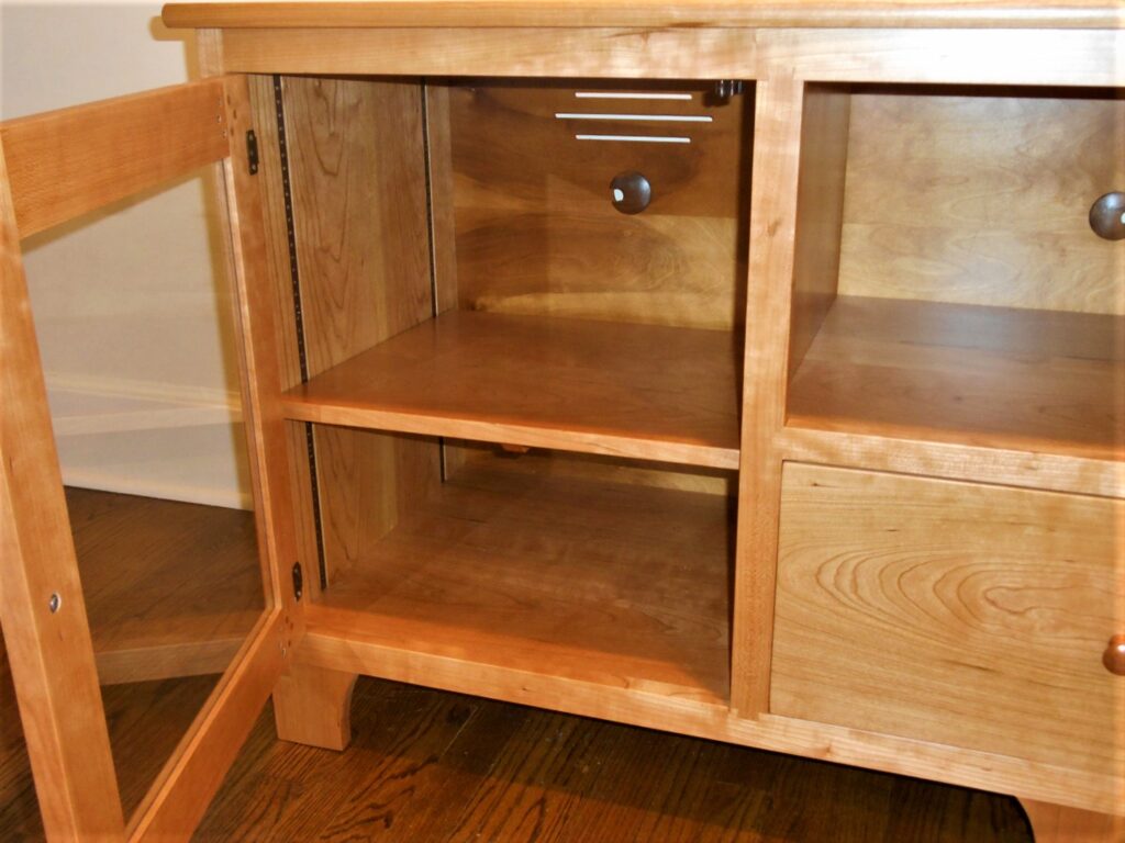 Media Console || Shaker Style